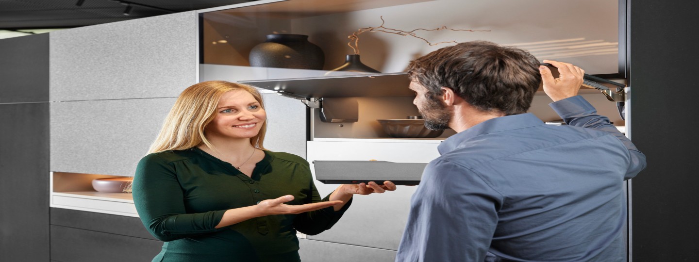 Contact our experts | Blum