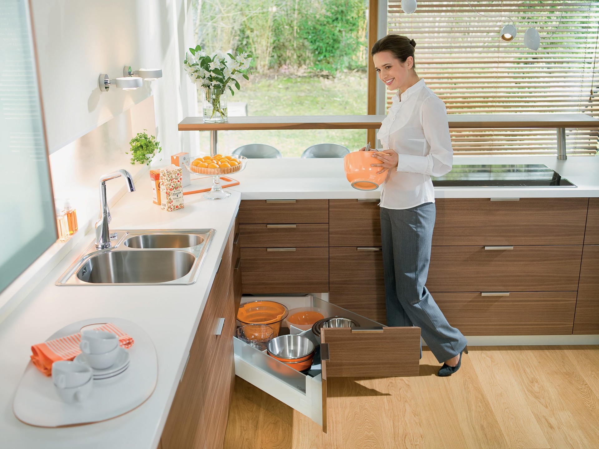 SPACE CORNER | Blum