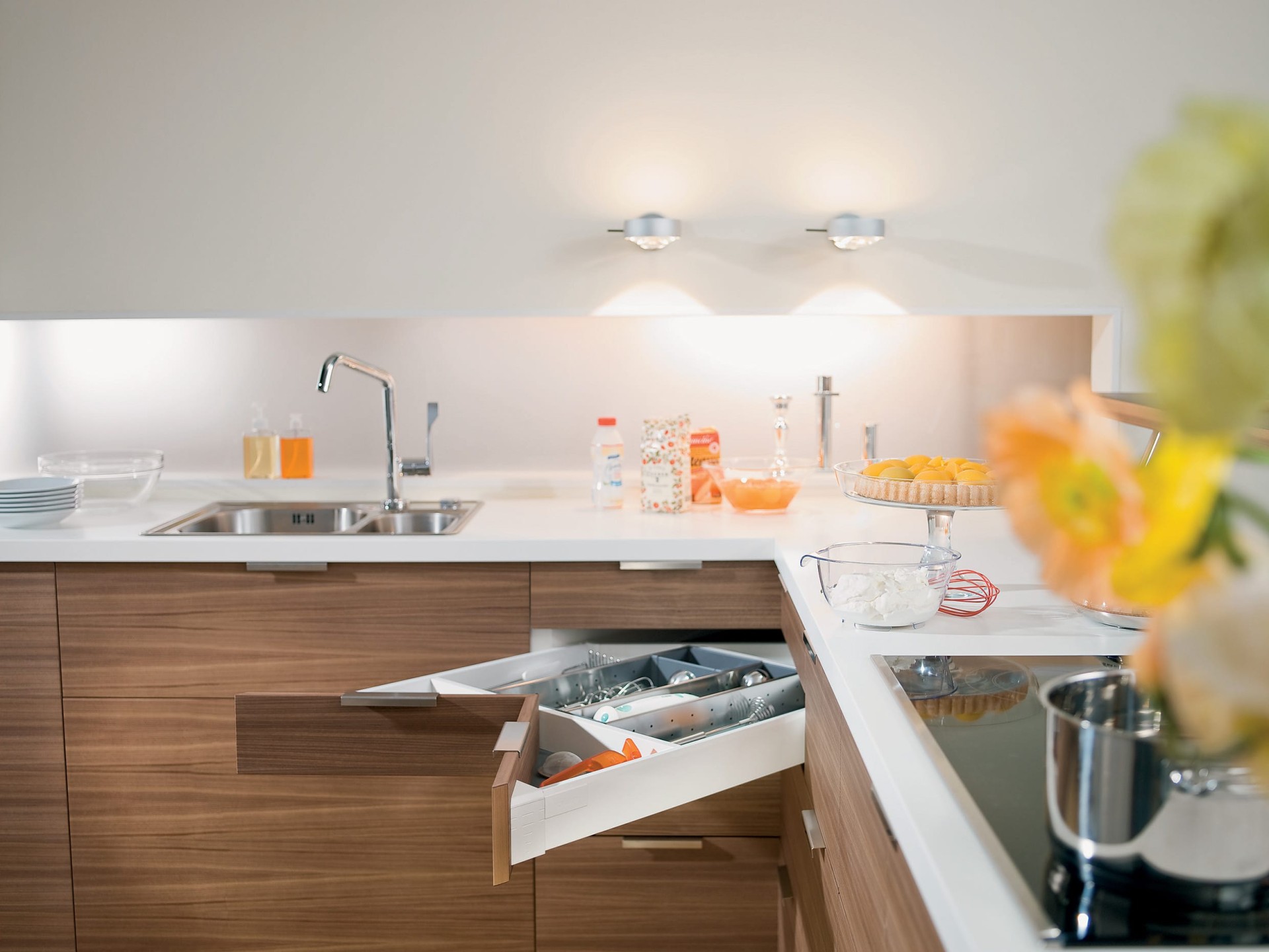 SPACE CORNER | Blum