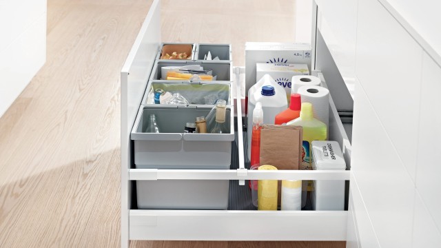 Sink cabinet | Blum