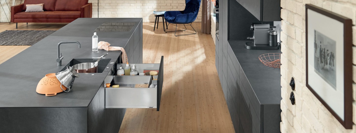 Sink cabinet | Blum