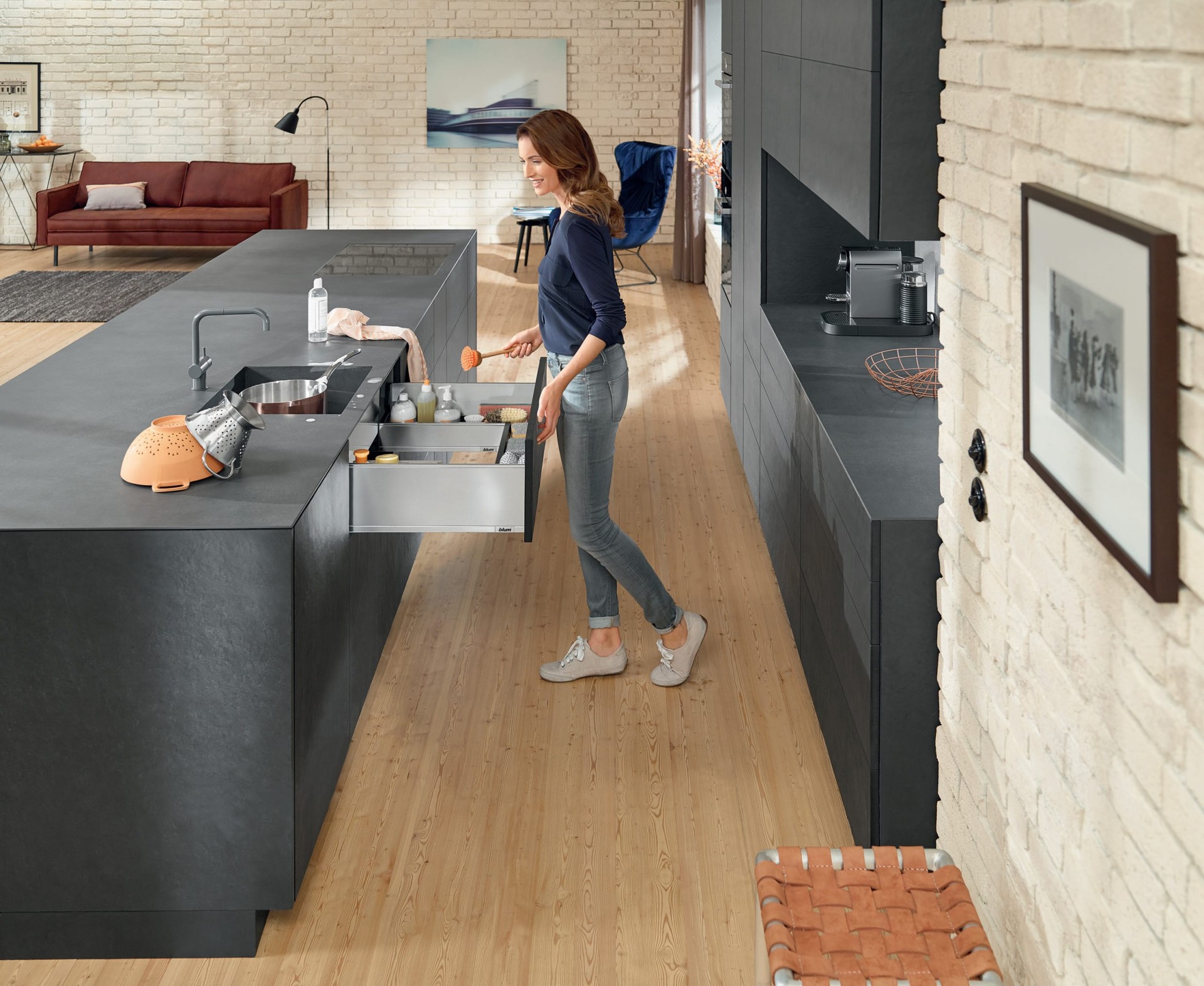 Sink cabinet | Blum