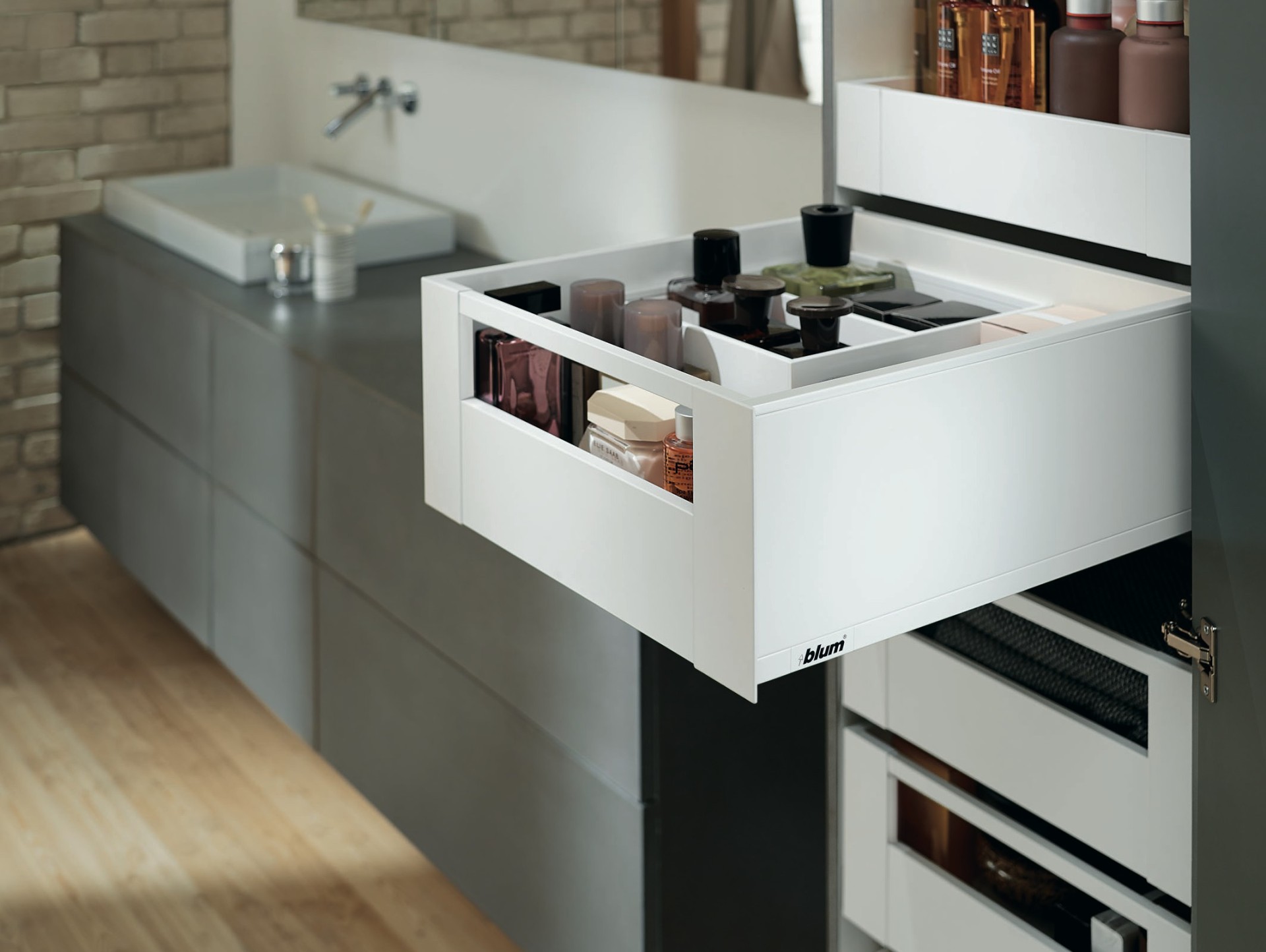 LEGRABOX pure & LEGRABOX free | Blum