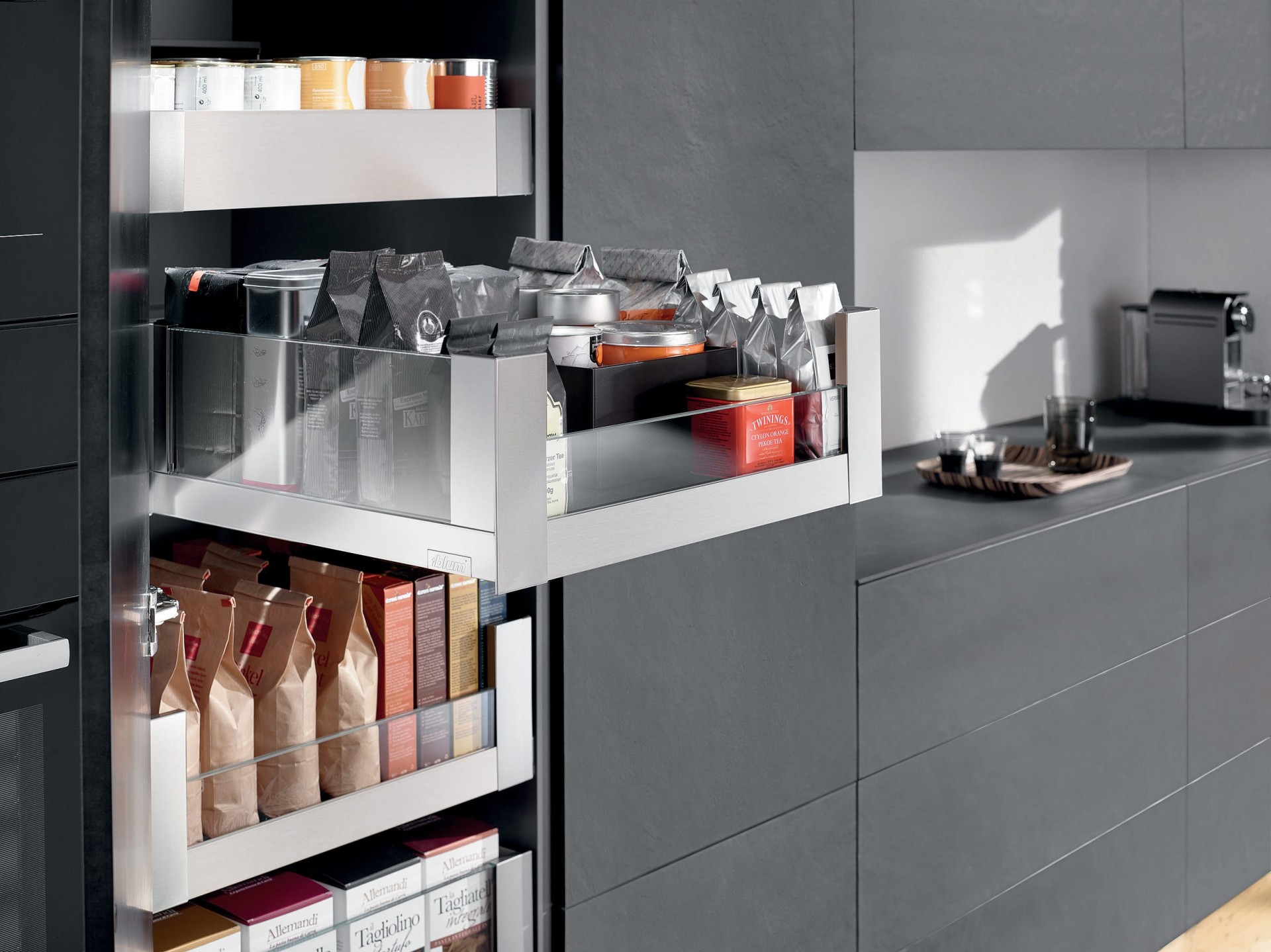SPACE TOWER | Blum