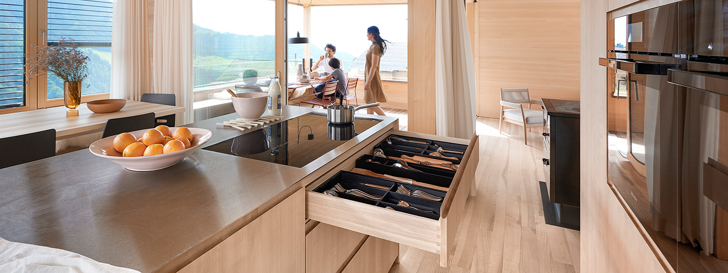 Runner systems by Blum | Blum