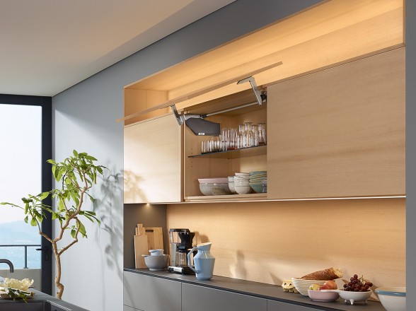 Pull-out shelf lock | Blum