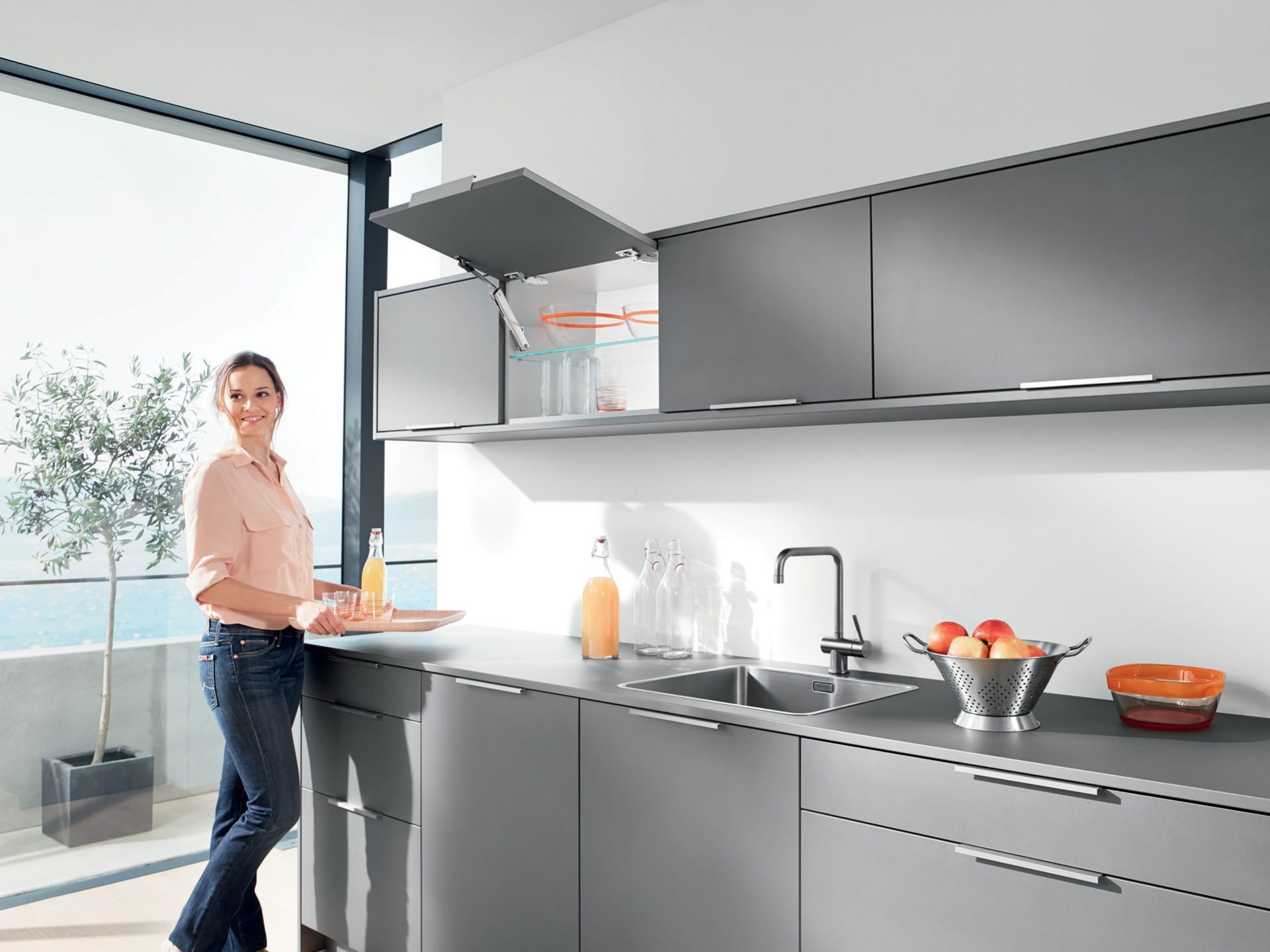 AVENTOS HK-XS | Blum