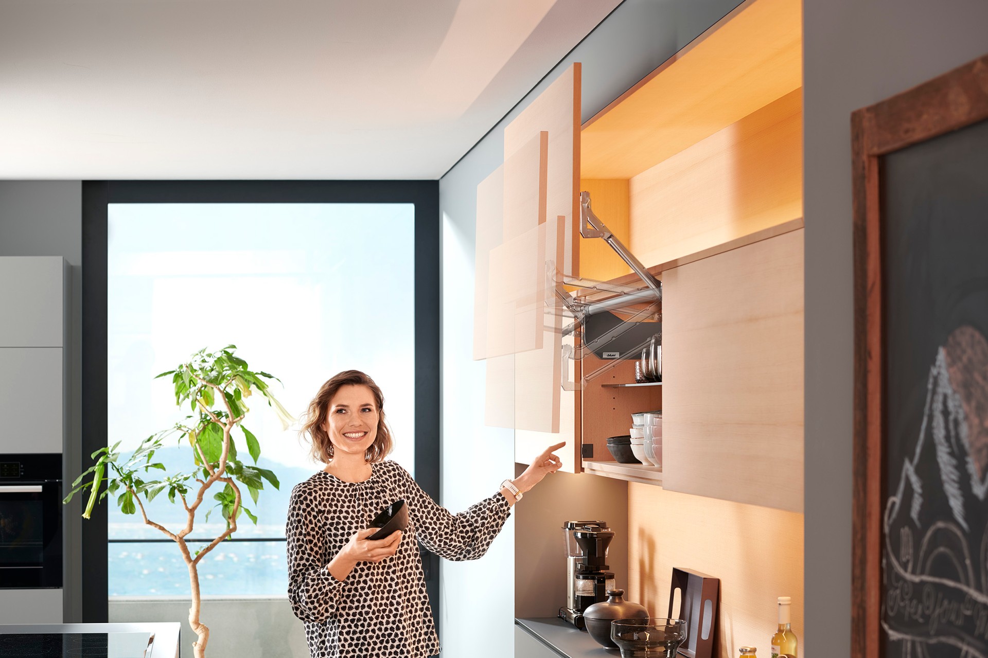 AVENTOS lift systems overview | Blum