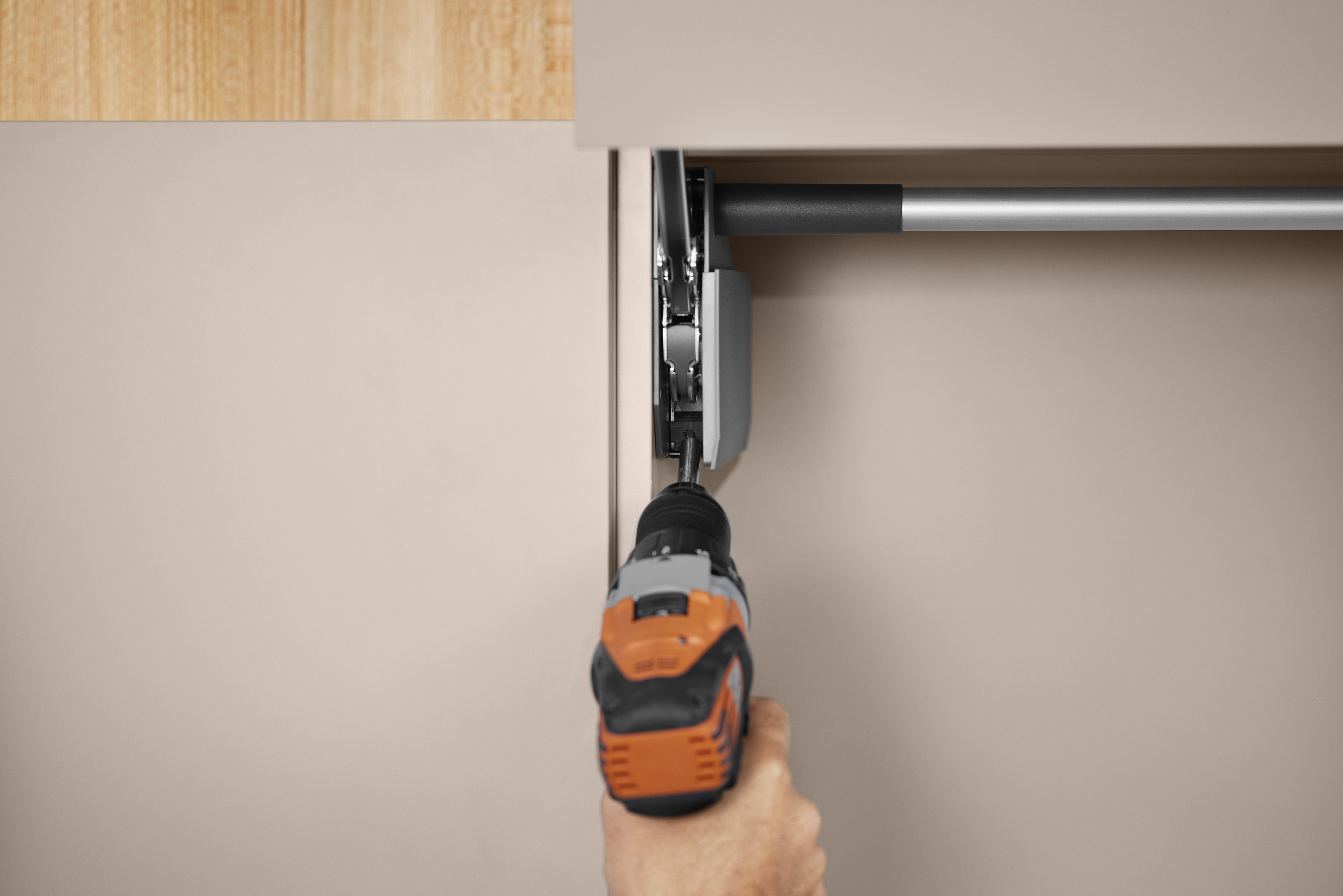 AVENTOS HL top assembly and installation | Blum