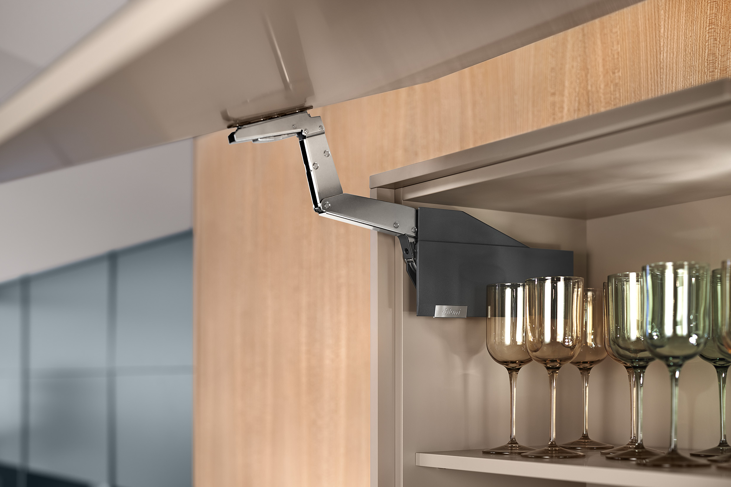 AVENTOS HS top | Blum