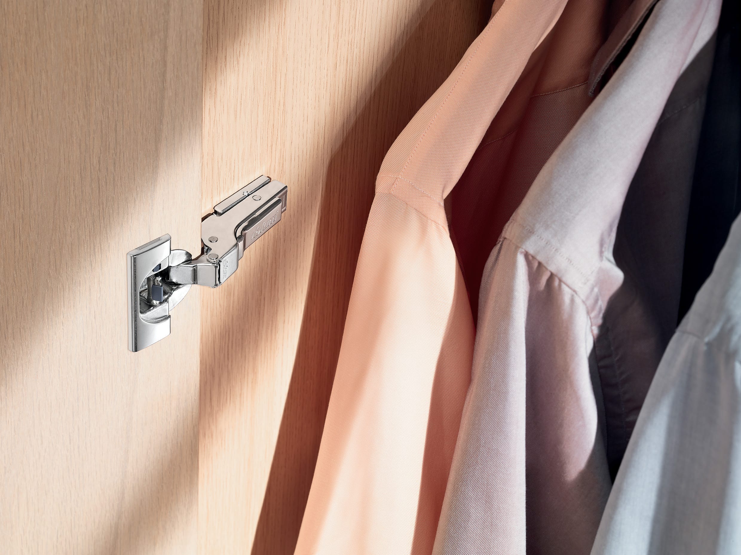 Identificando com segurança os produtos Blum | Blum