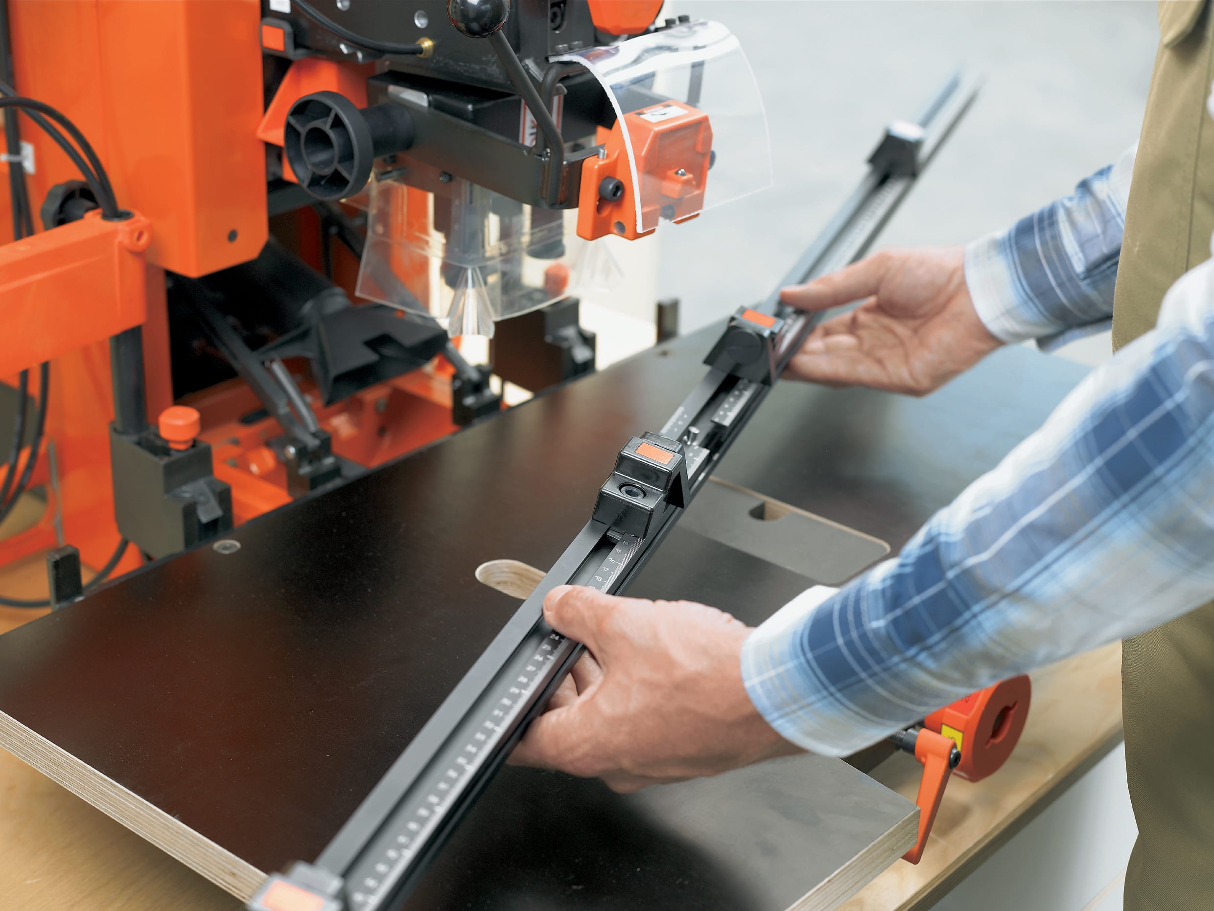 Drilling and insertion machines | Blum