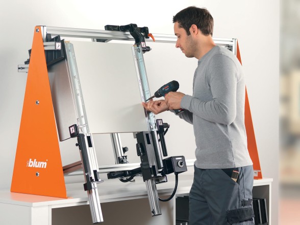 Assembly devices | Blum