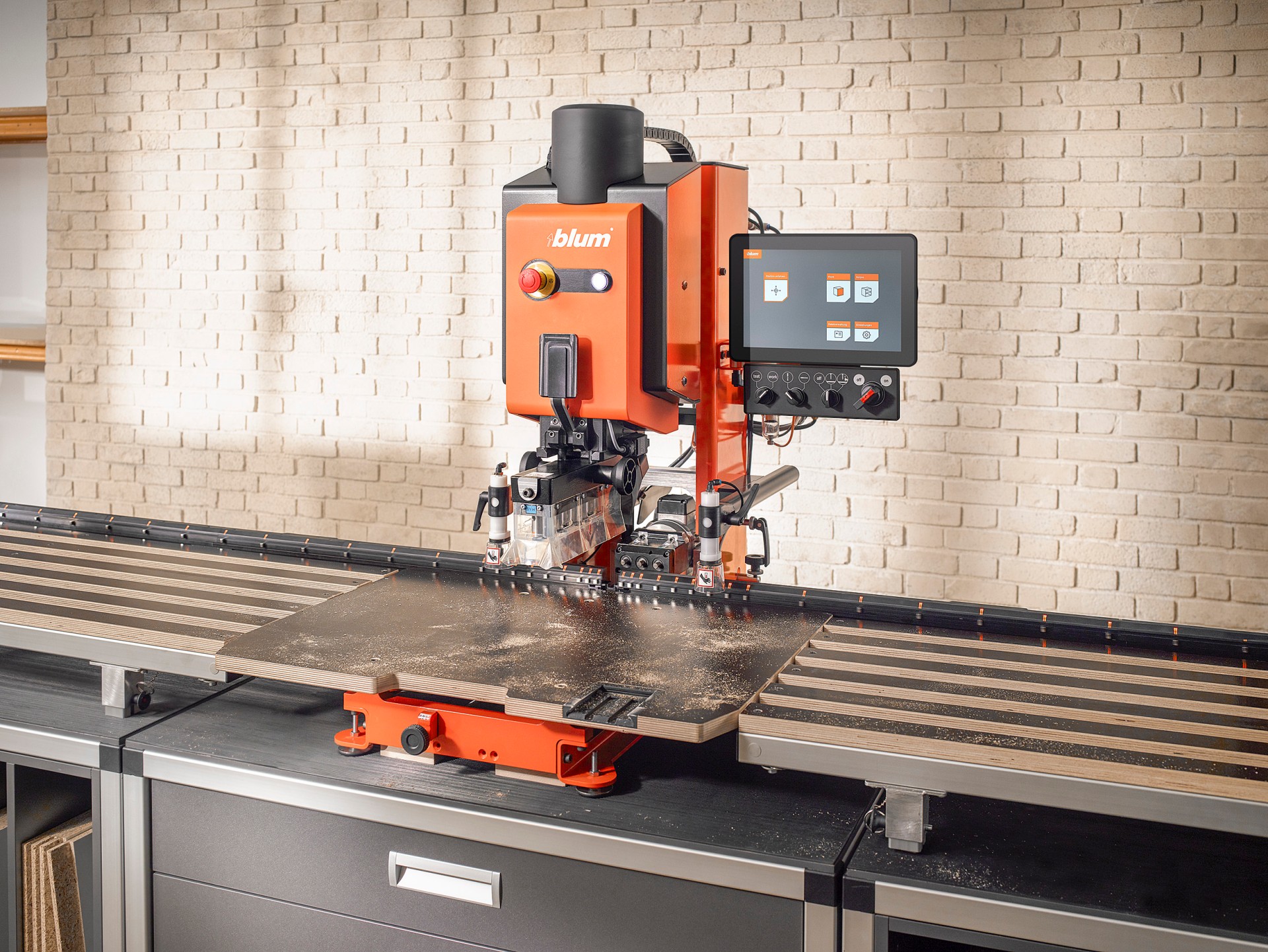 Boor- en beslagmachines | Blum