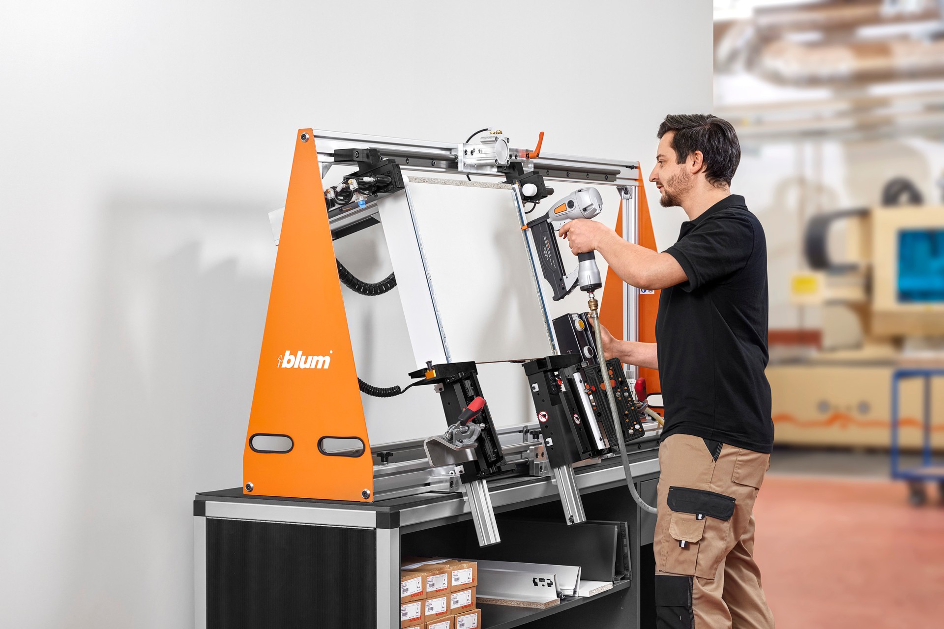 Assembly devices | Blum
