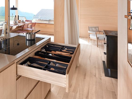Runner systems by Blum | Blum