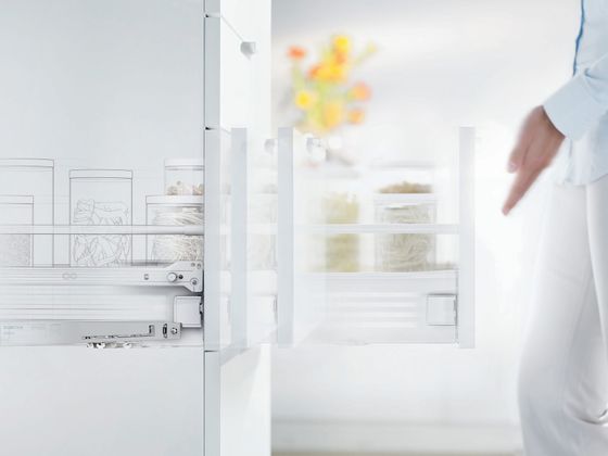 METABOX | Blum