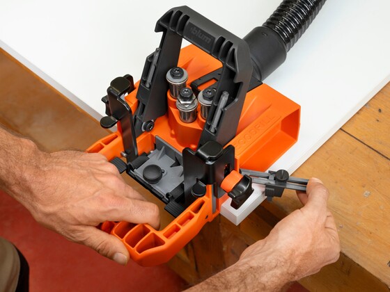 Boring and insertion machines | Blum