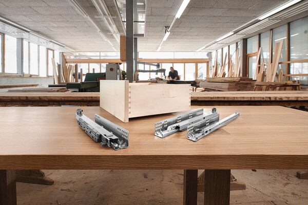 Runner Assembly Instructions | Blum