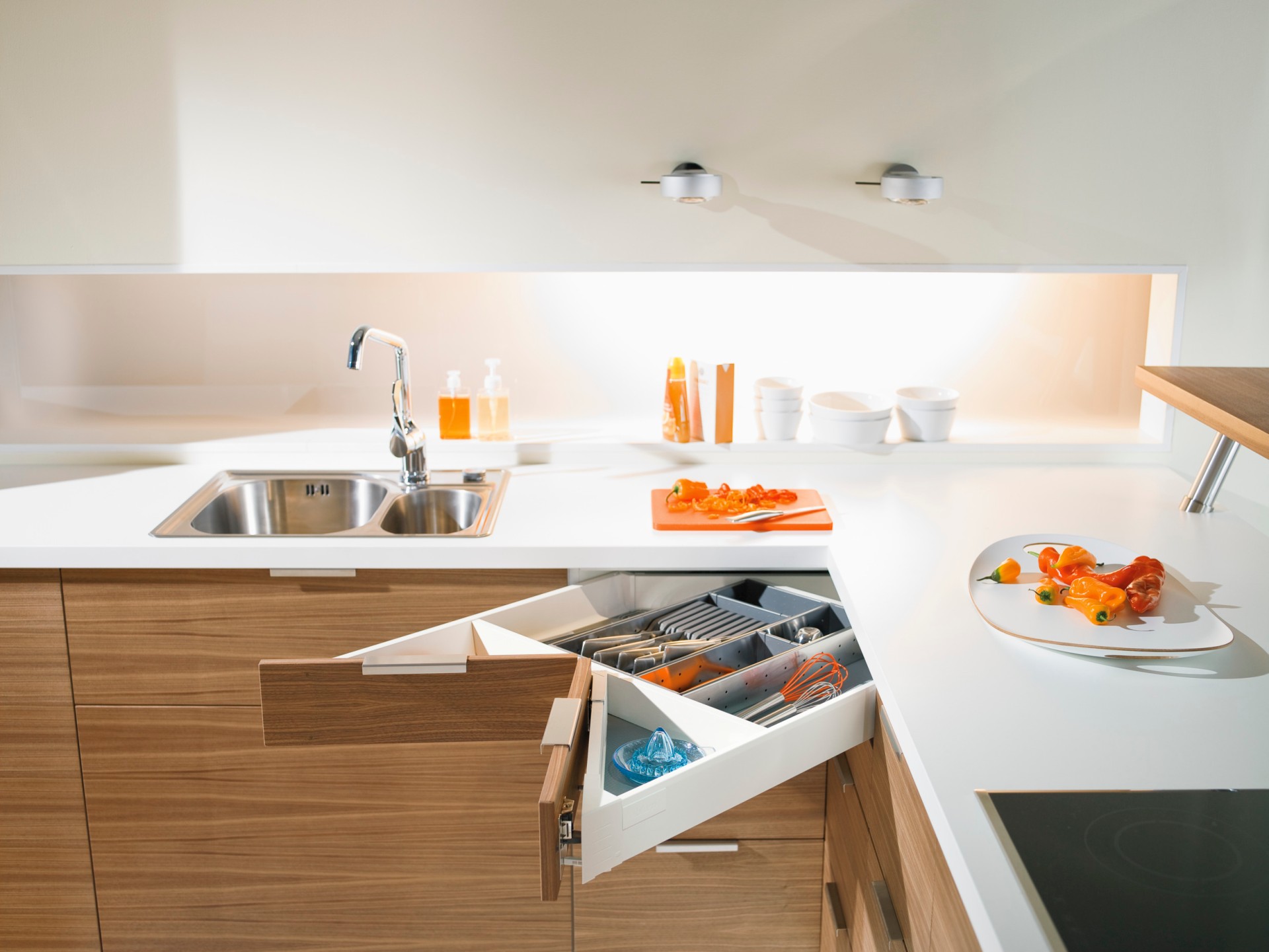 SPACE CORNER | Blum