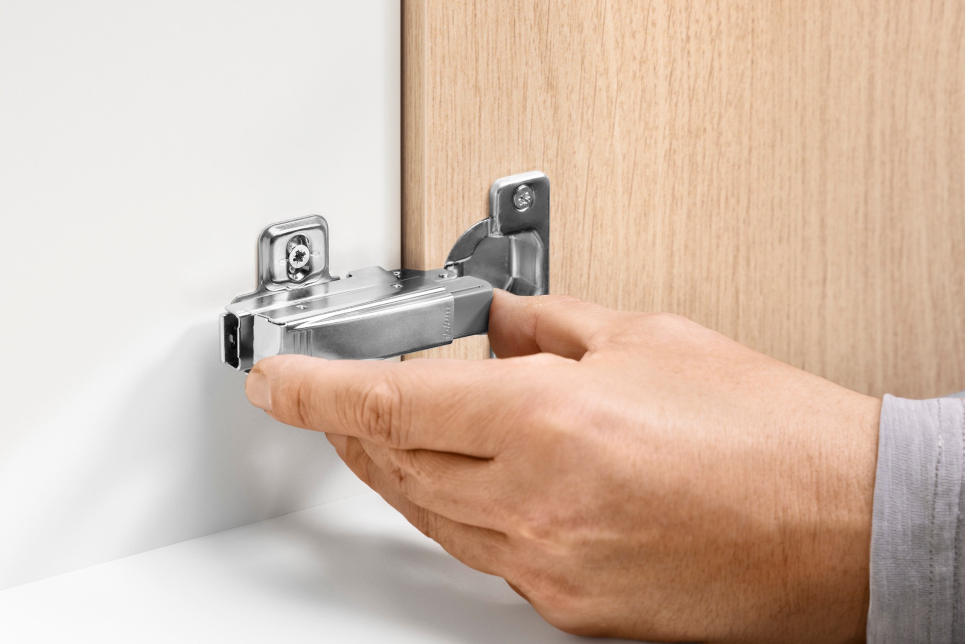 CLIP 100° hinge | Blum