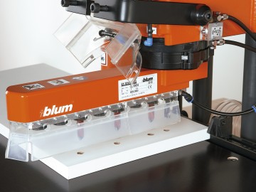 Boring and insertion machines | Blum